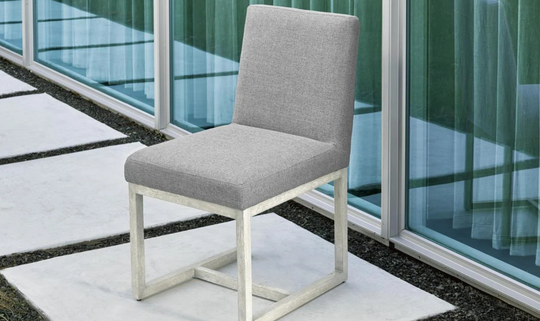 Universal Furniture Carter Side Chair with Plush Upholstered Seat (Woo ...