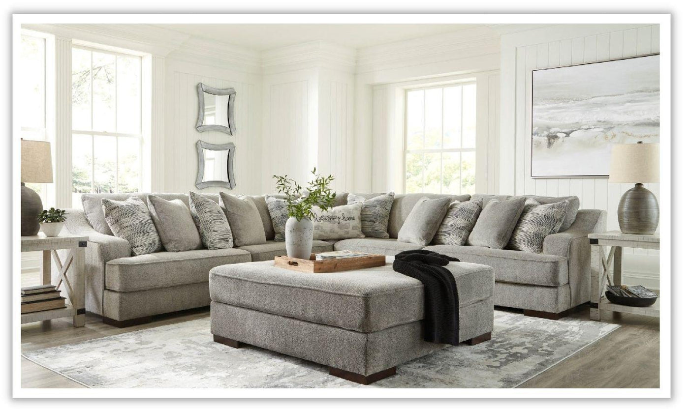 Bayless Sectional – Jennifer Furniture
