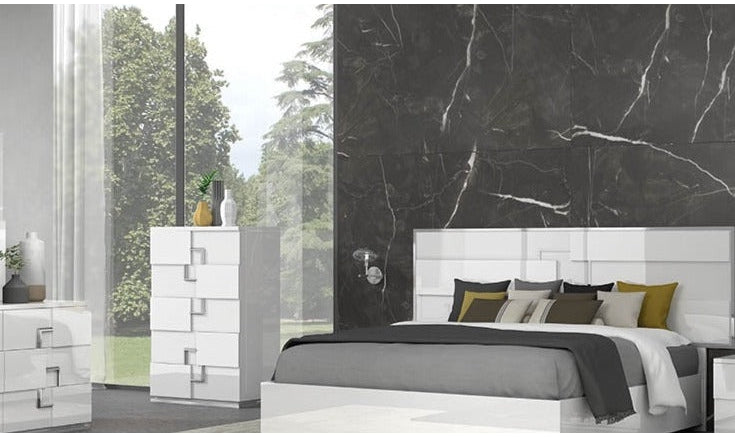 Buy Jennifer Italia Octet 5 Drawer Chest in Glossy White Online ...